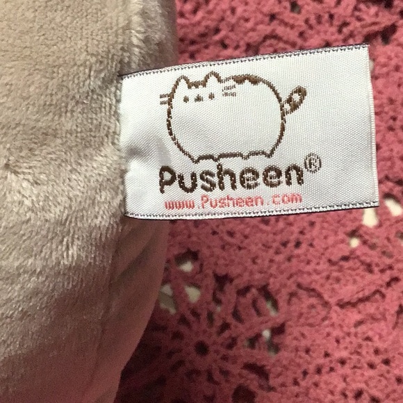 Pusheen | Bedding | Nwt Pusheen Cat | Poshmark